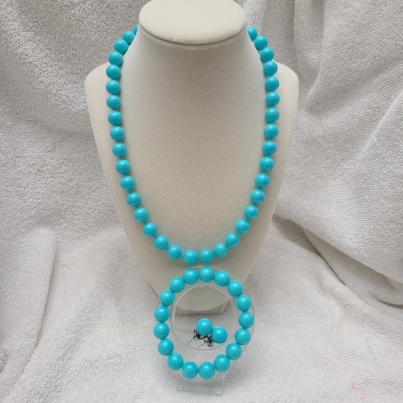 Jewelry | Sleeping Beauty Color Puka Shell Pearl Beaded Jewelry Set ...